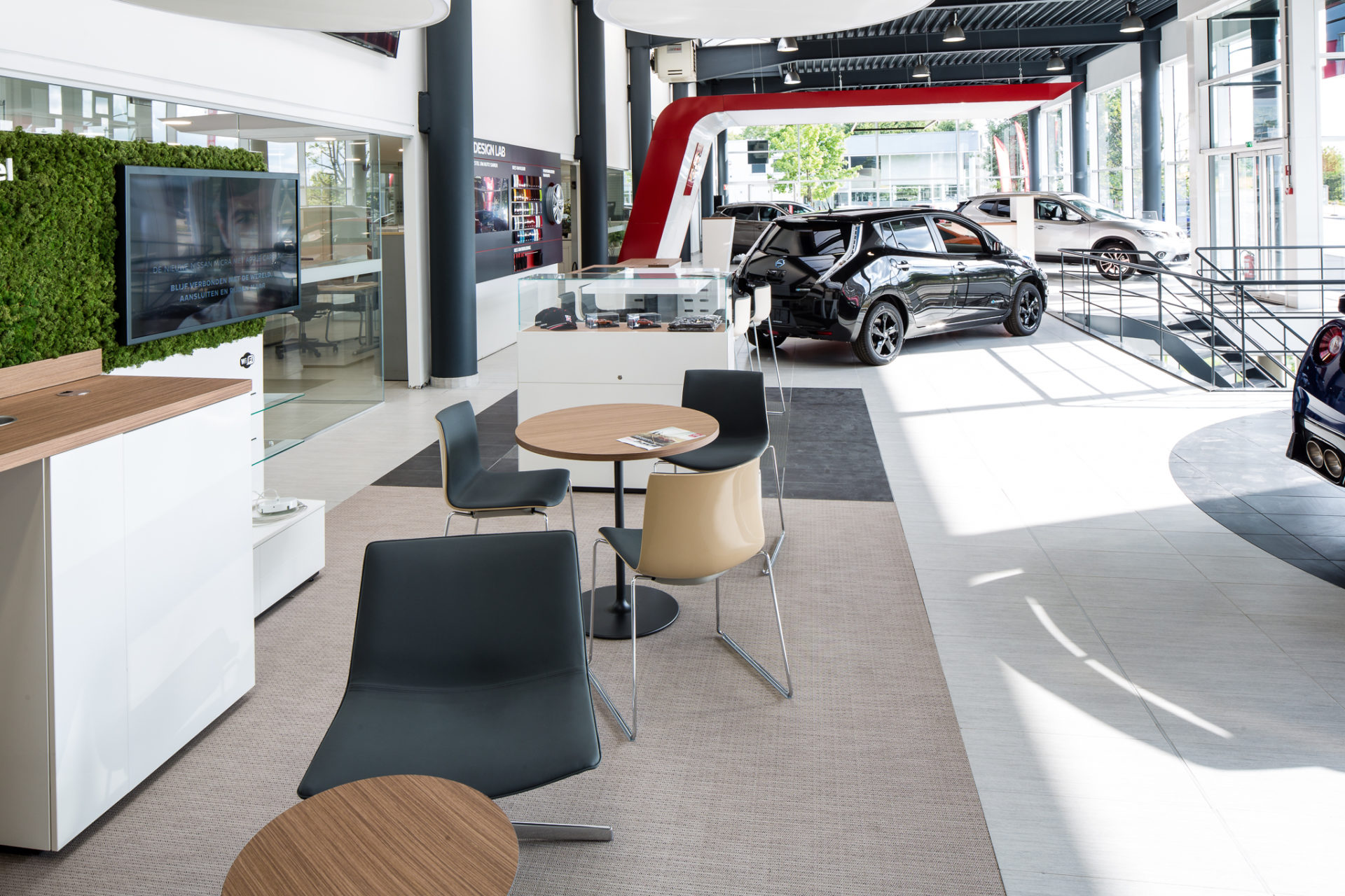 Demo Service Center | Nissan Service, Maintenance & Repair in Santa Fe